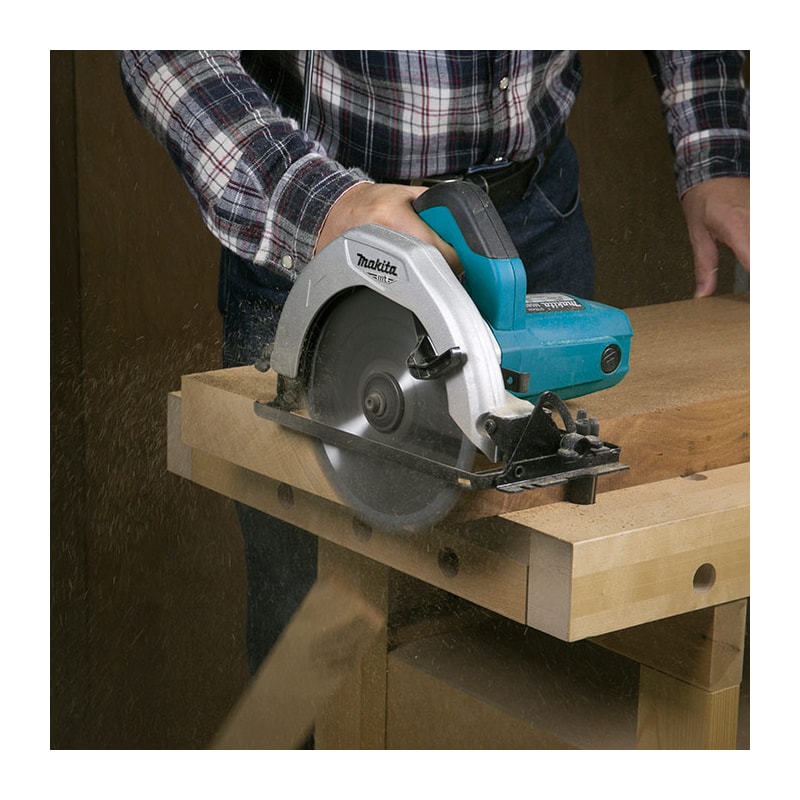 Serra Circular Makita 185Mm 7.1/4 220V M5801B